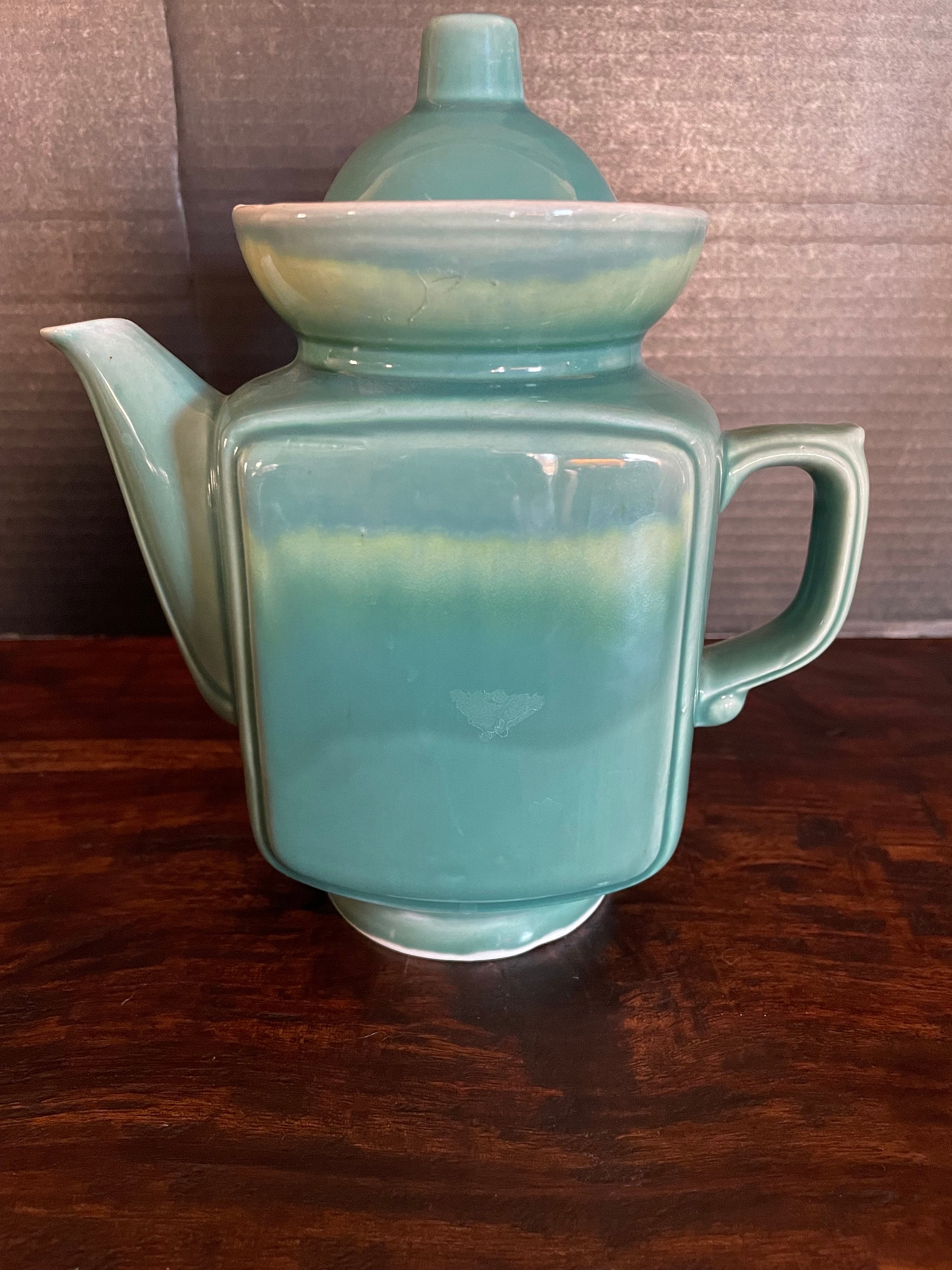 Vintage/antique Green Art Deco Teapot. Makers Mark on Bottom ...