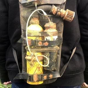 Post Apocalyptic Cyberpunk Scavenger Rig Backpack - Water, Oxygen ...