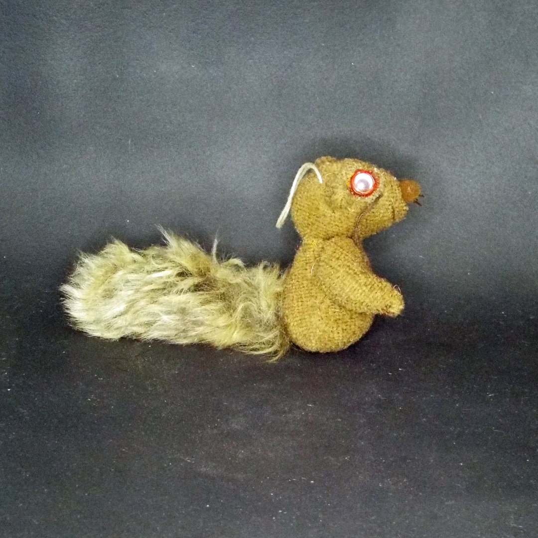 Trap the Squirrel Horror Gore Toy - Etsy