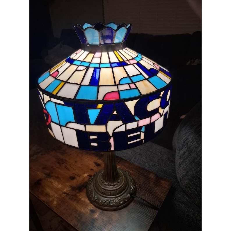 Taco Bell Lamp -- Tiffany Style Desk Lamp 90s Nostalgia - Etsy