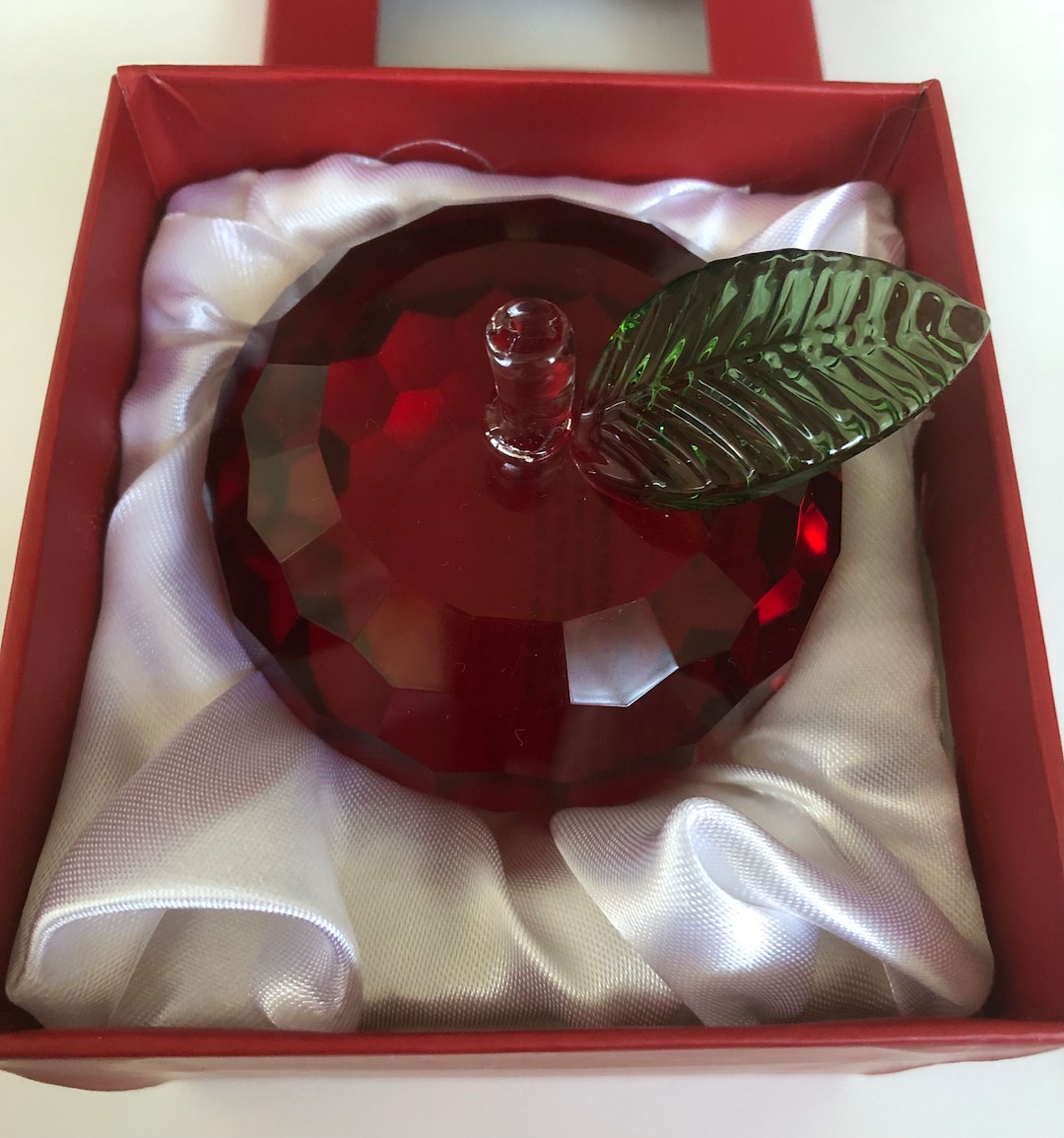 Simon Designs Red Crystal Apple Paperweight With Box. Red Crystal Art ...