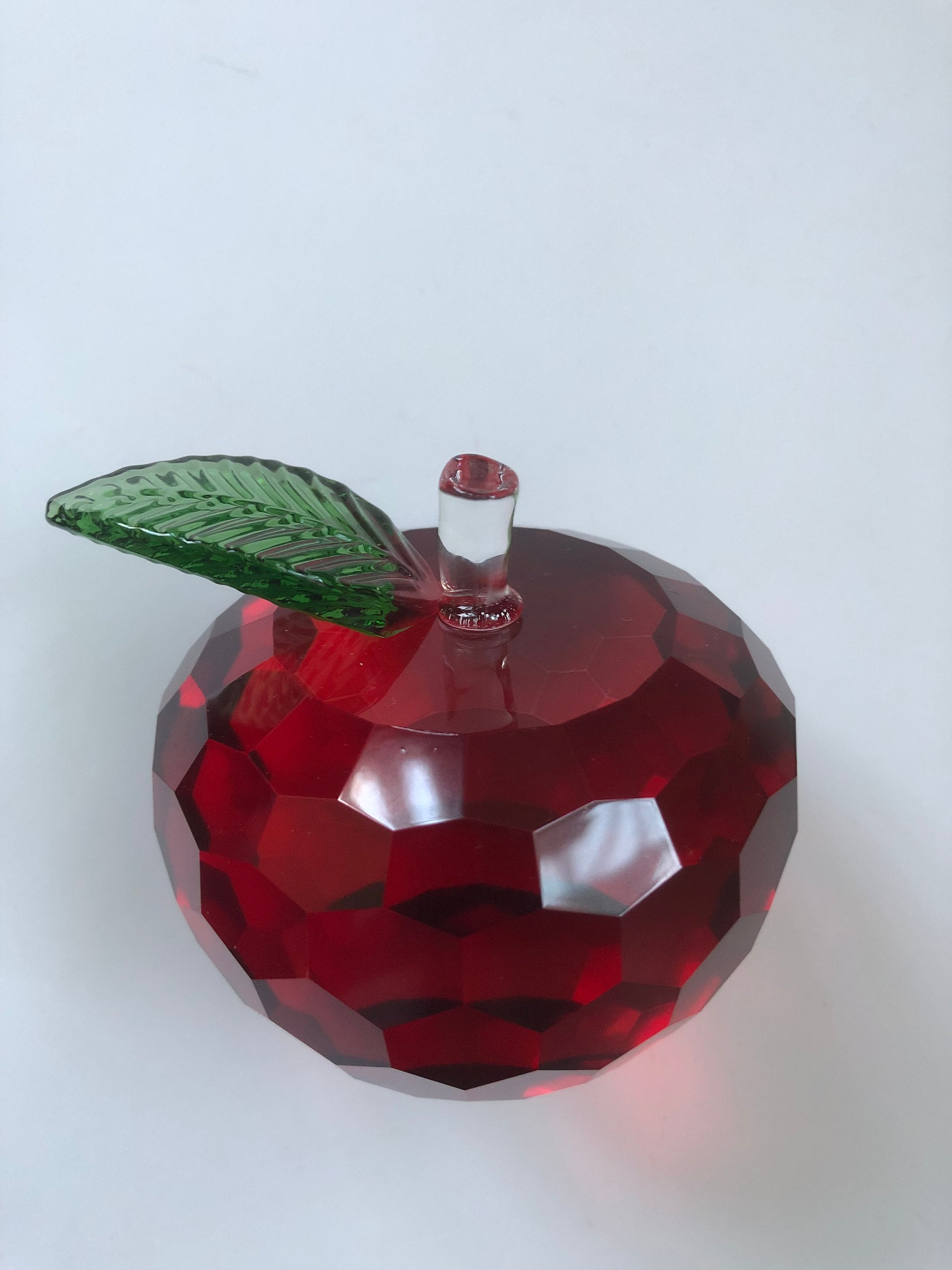 Simon Designs Red Crystal Apple Paperweight With Box. Red Crystal Art ...