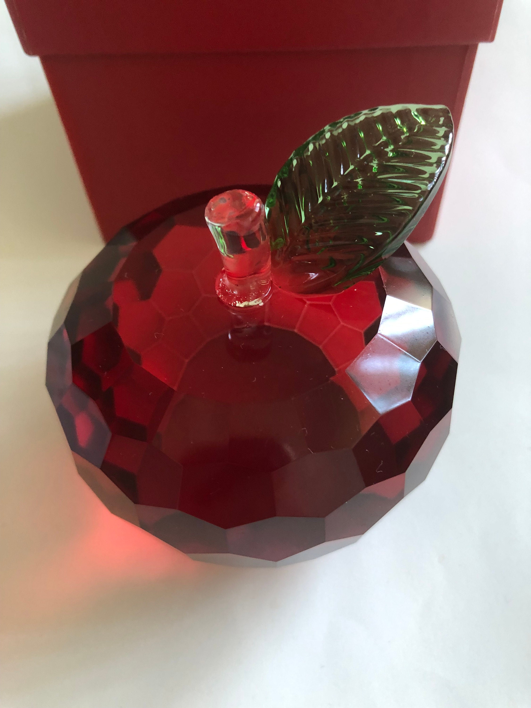 Simon Designs Red Crystal Apple Paperweight With Box. Red Crystal Art ...