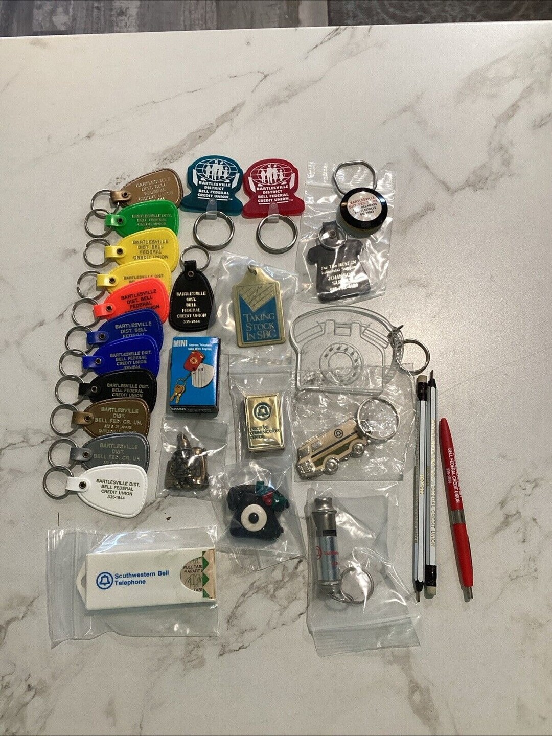 Lot of 25 Vintage Southwestern Bell Key Chains Magnet Band Aid Oklahoma ...