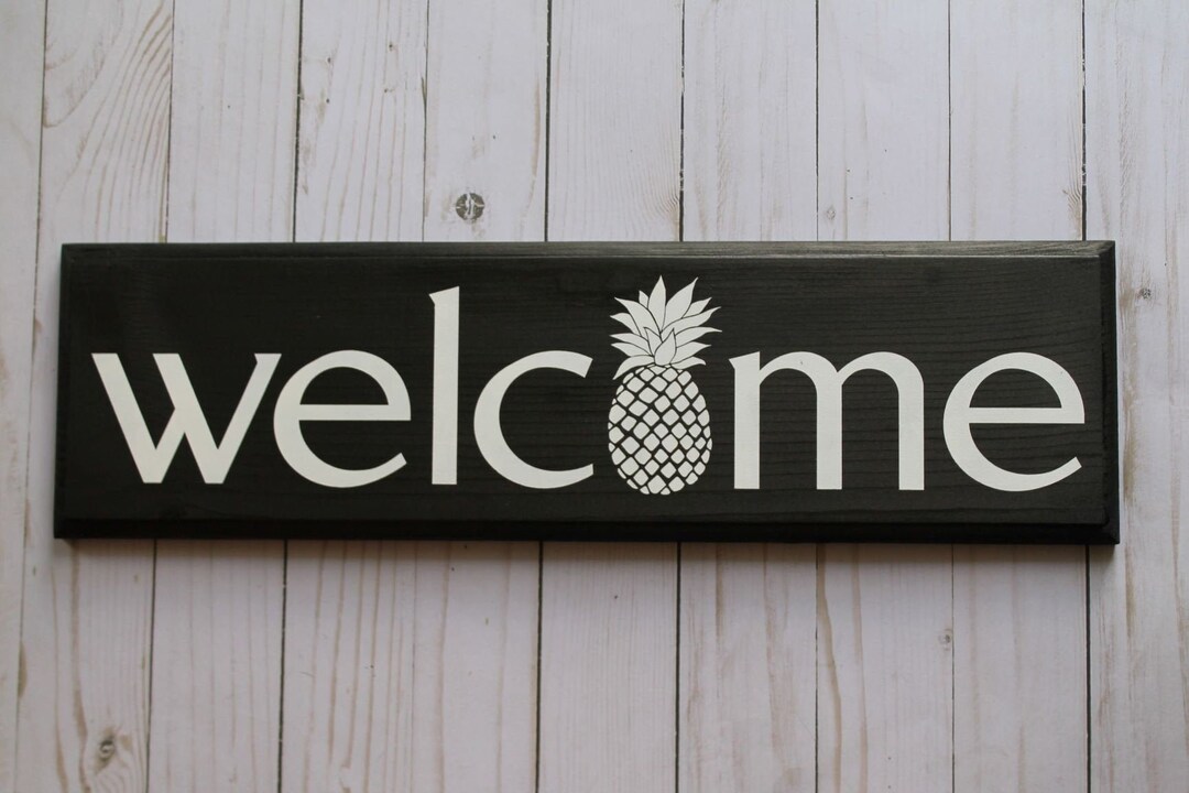 Pineapple Welcome Wood Sign, Housewarming Gift - Etsy