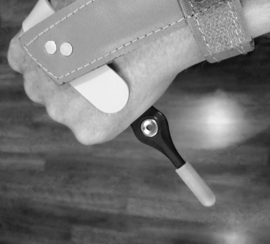 Assistive Pointer: 3D Printed Universal Cuff Tool With Magnet - Etsy UK