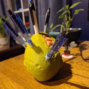 Halloween Zombie Décor | Zombie Pen Holder | Glow-in-the Dark Horror ...