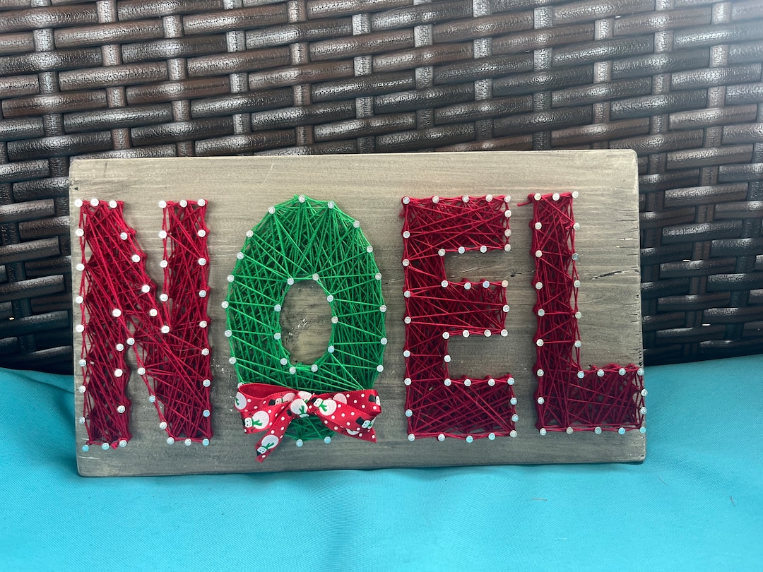 Noel Christmas Wreath String Art, Holiday String Art, Christmas Decor ...