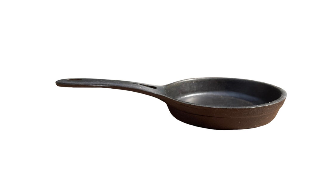 Ruff Hewn Cast Iron Skillet Pan Mini 5.25 X 10.375 Camping - Etsy