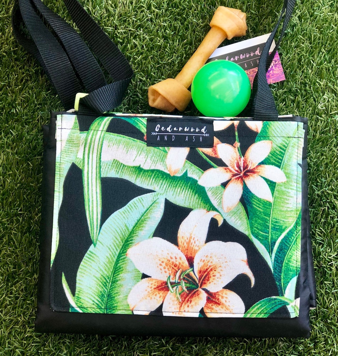 Portable Dog Mat. Jungle Paradise. Waterproof. Folds Into Bag! Pretty ...