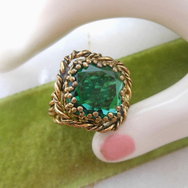 Ring Emerald Costume - Etsy