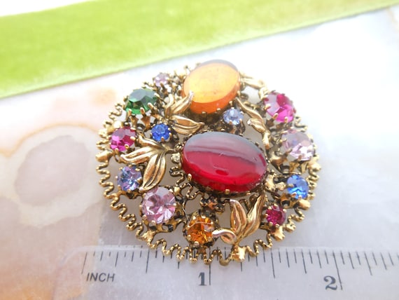 Vintage AUSTRIA Ornate Brooch Crystal Pin Rhinestone … - Gem