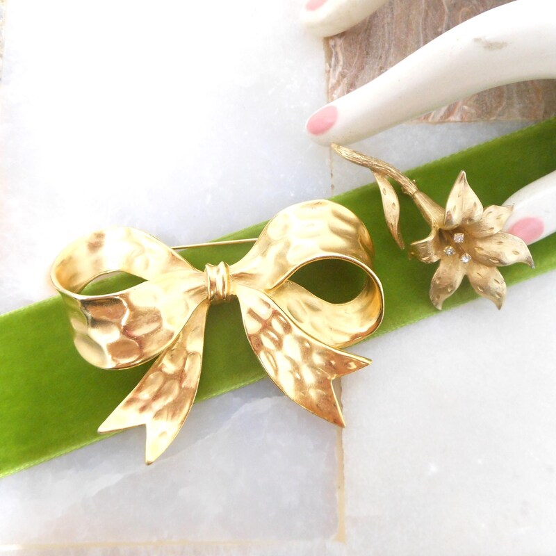 Erwin Pearl Brooch - Etsy