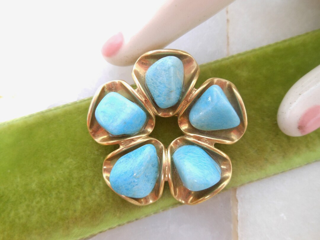 Vintage Turquoise Blue Flower Brooch Mod Chunky Pin Gold Plate Gemstone ...