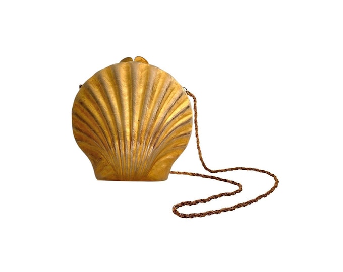Shell Purse With Velvet Interior and Golden Chain Vintage Designer ...