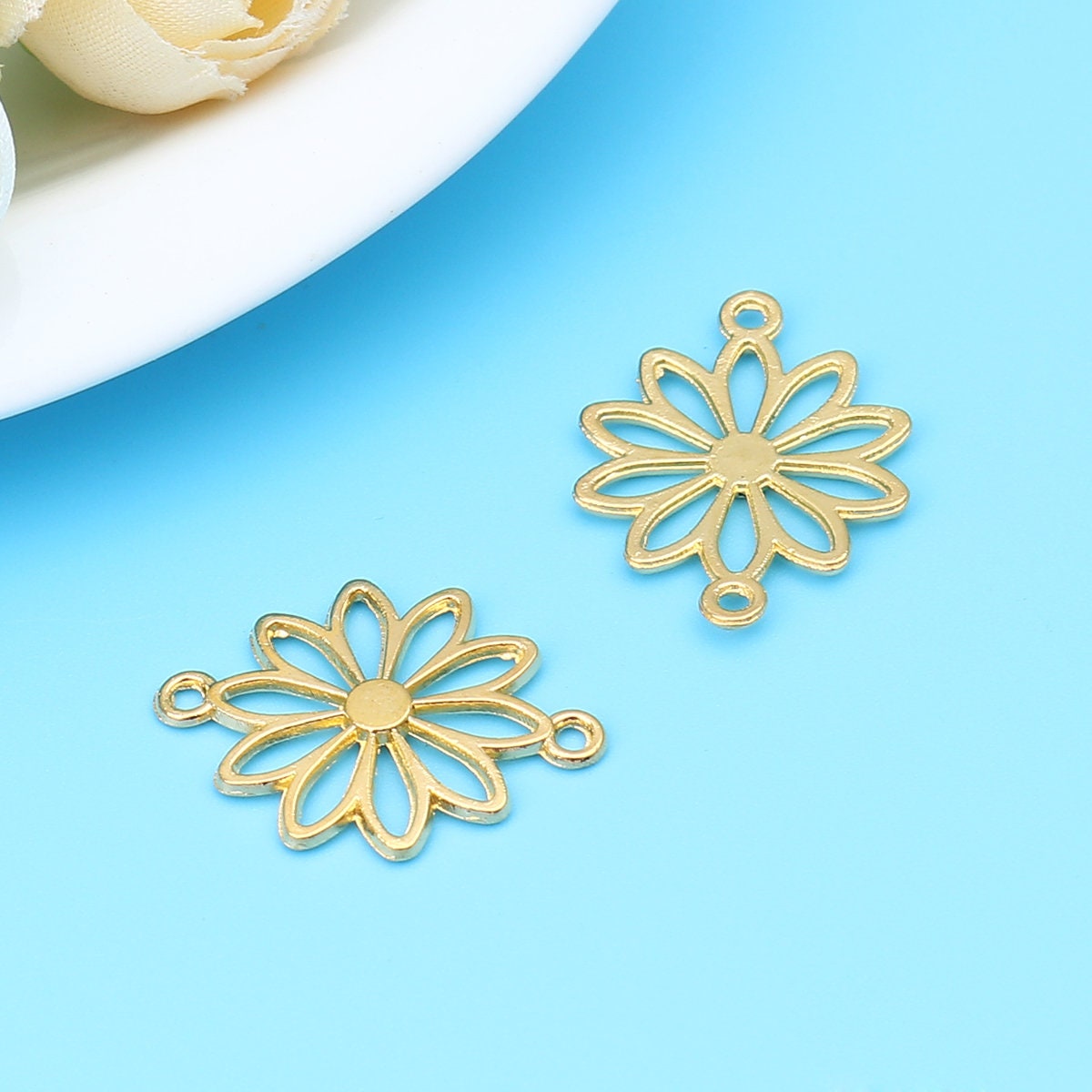 5 Pcs Gold Daisy Connector Big Flower Connector - Etsy