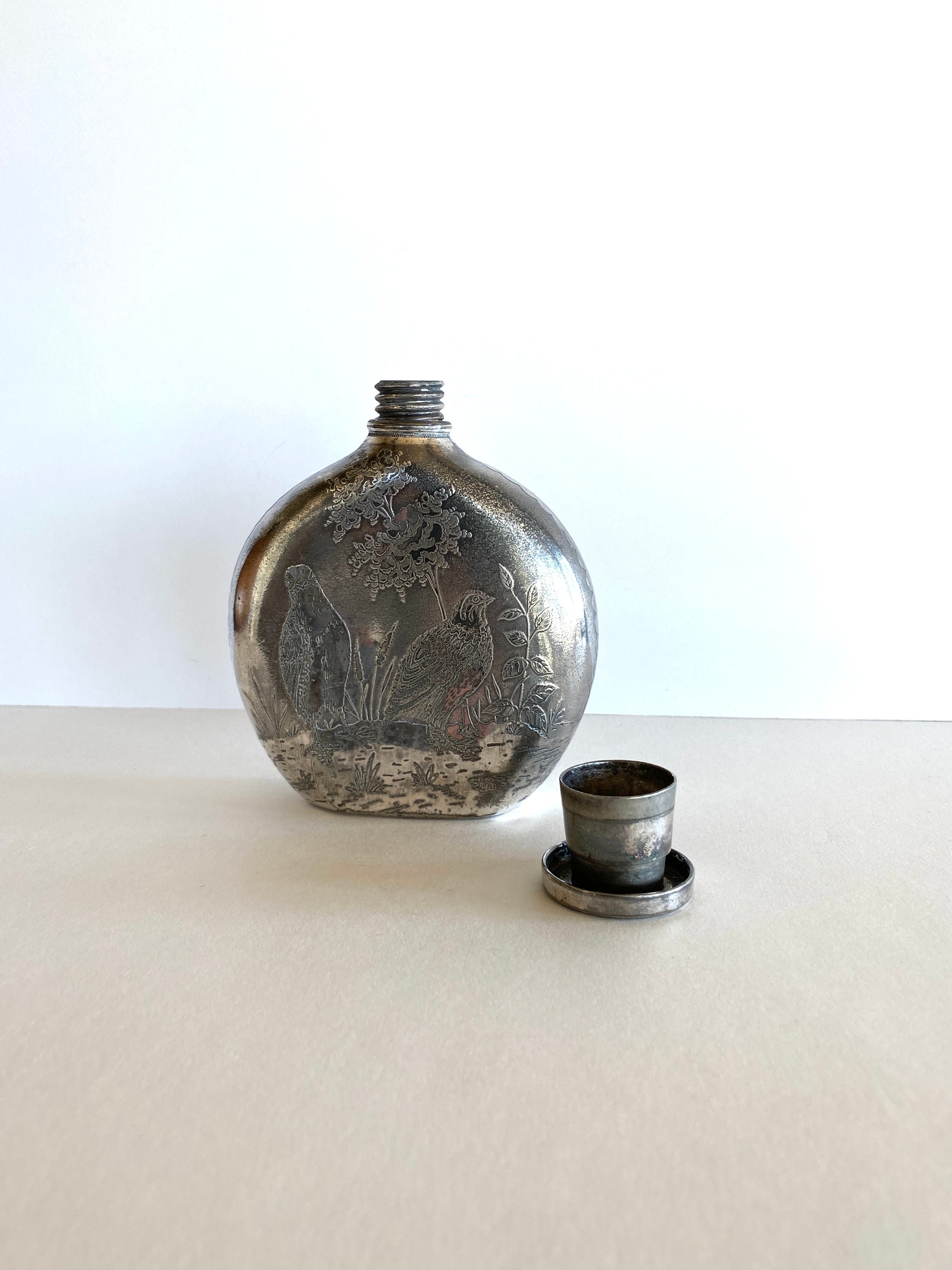 Early 1900s Art Deco Flask by Meriden collapsible Shot Glass - Etsy