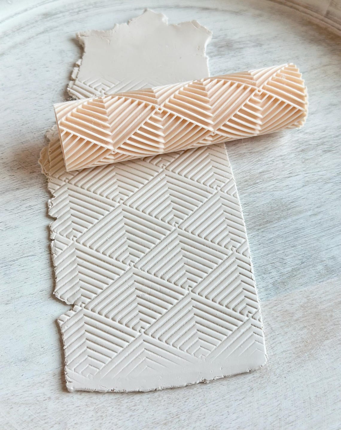 The Geometric Lined Texture Roller - Etsy