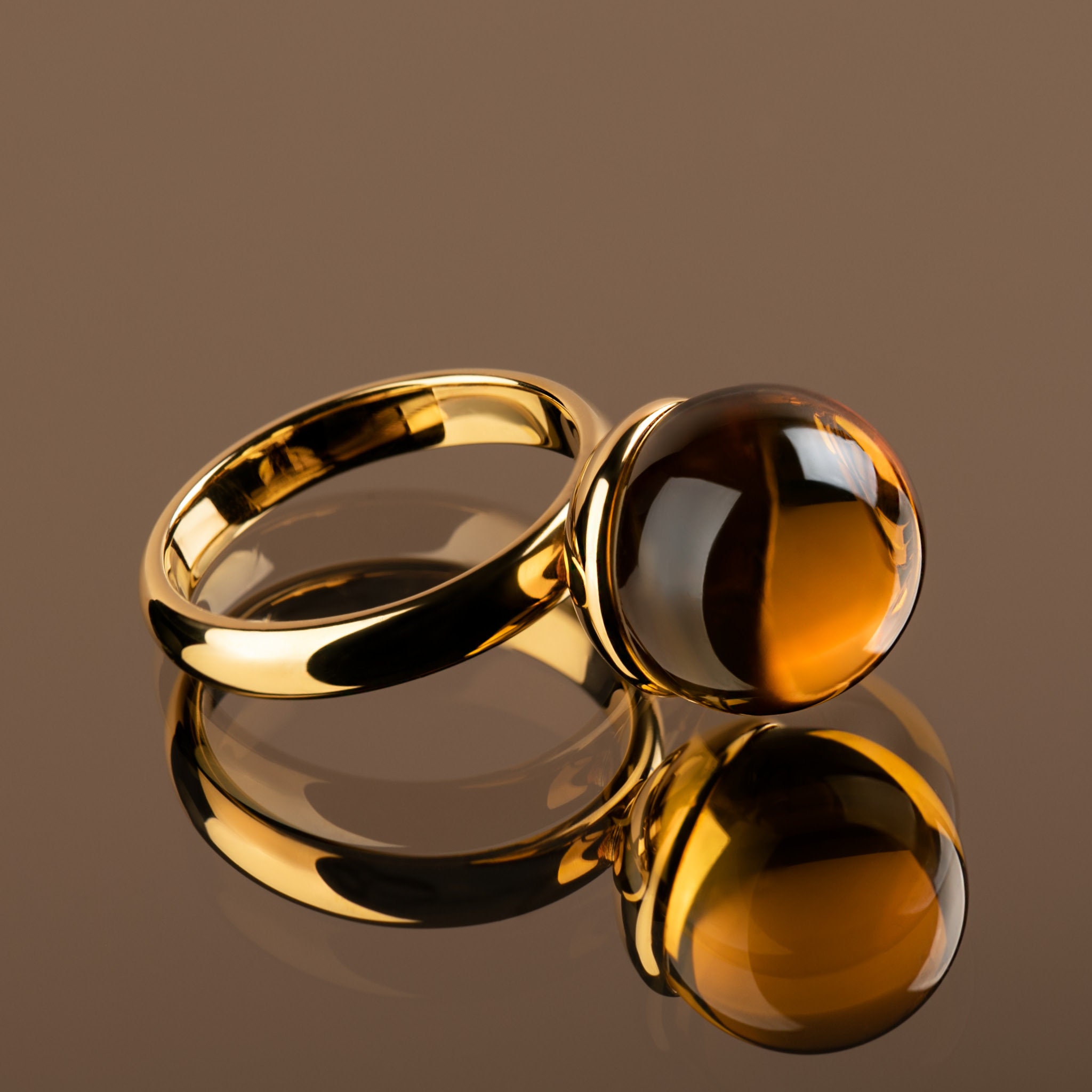 Honey amber ring GOLDEN LUNAR
