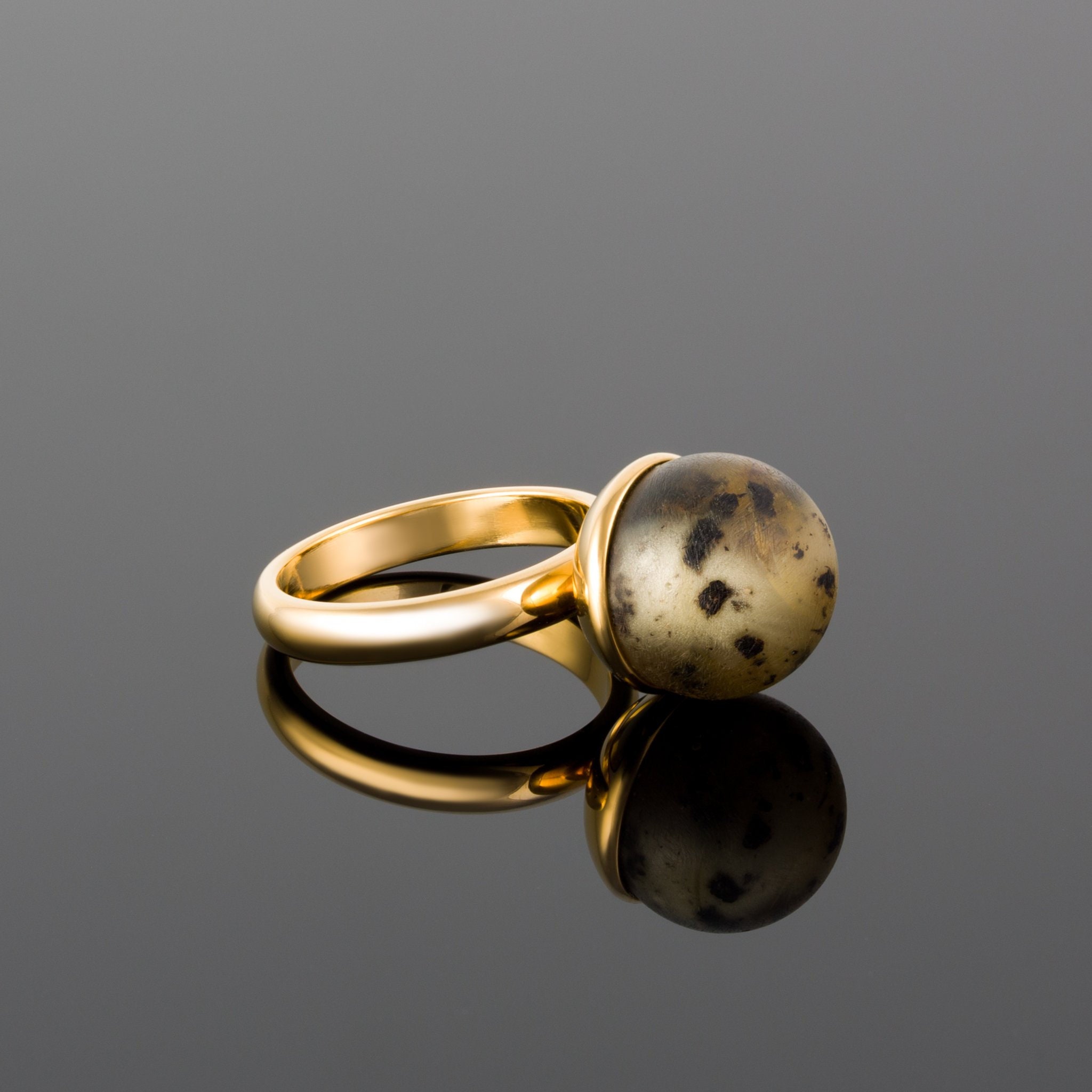Black Amber Ring GOLDEN NERO