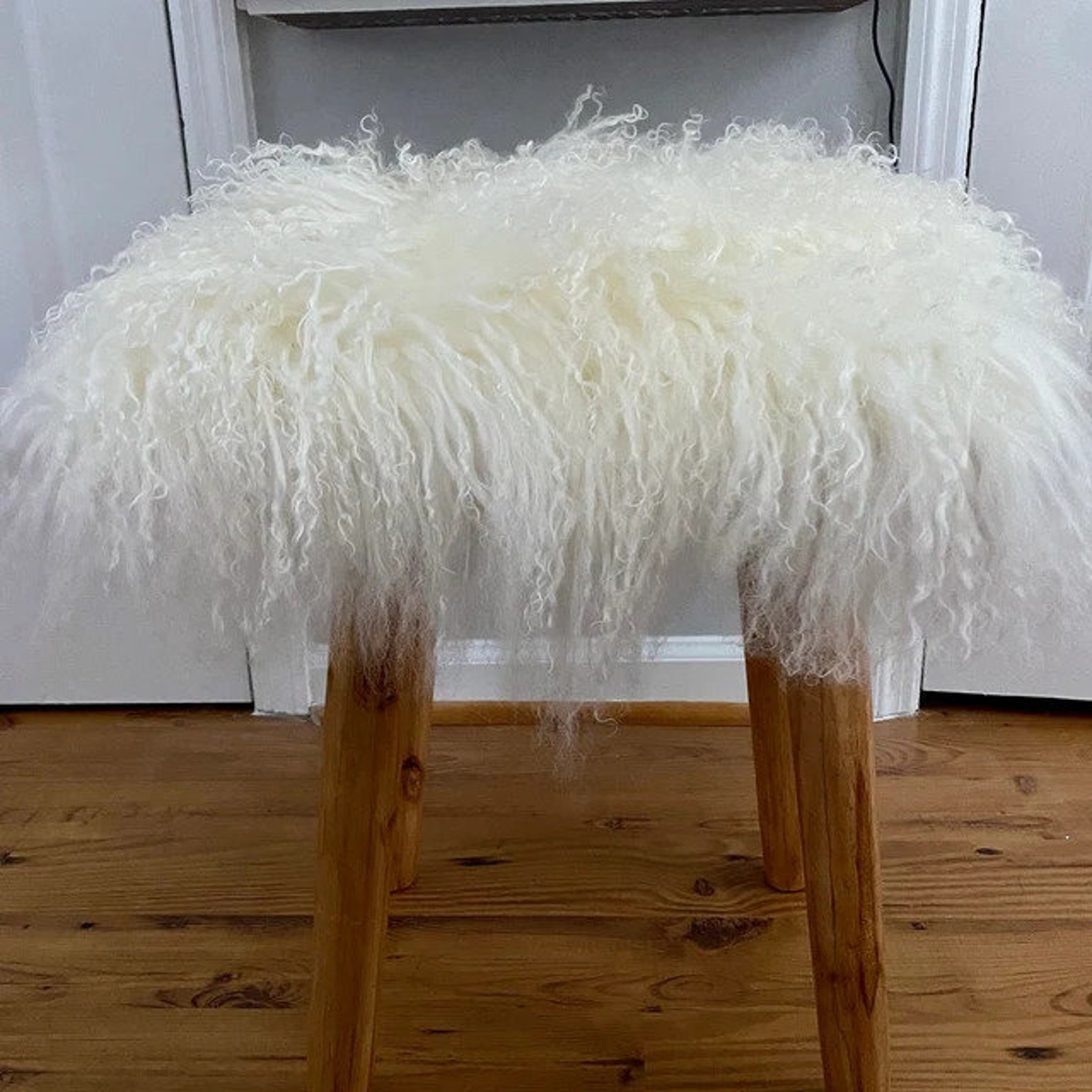 Mangolian Fur Chair Pad | Mangolian Sheepskin Stool Cover | Chair Cover ...