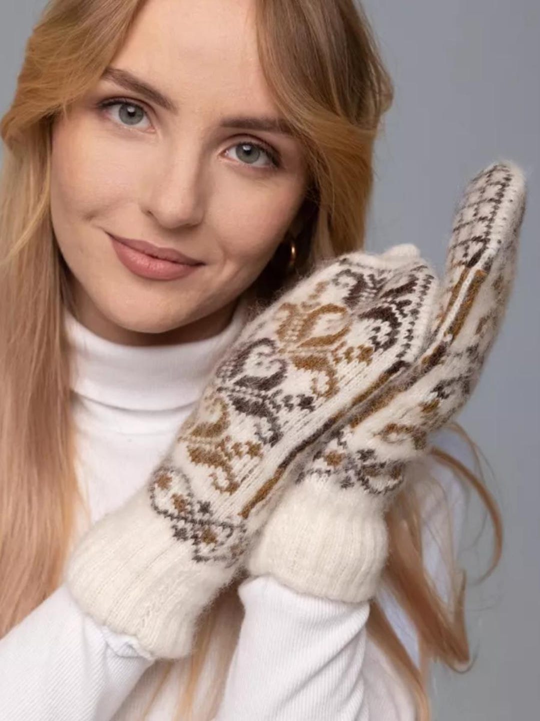 Norwegian Mittens Hand Knit , Women's Mittens Made of Natural Goat Down ...