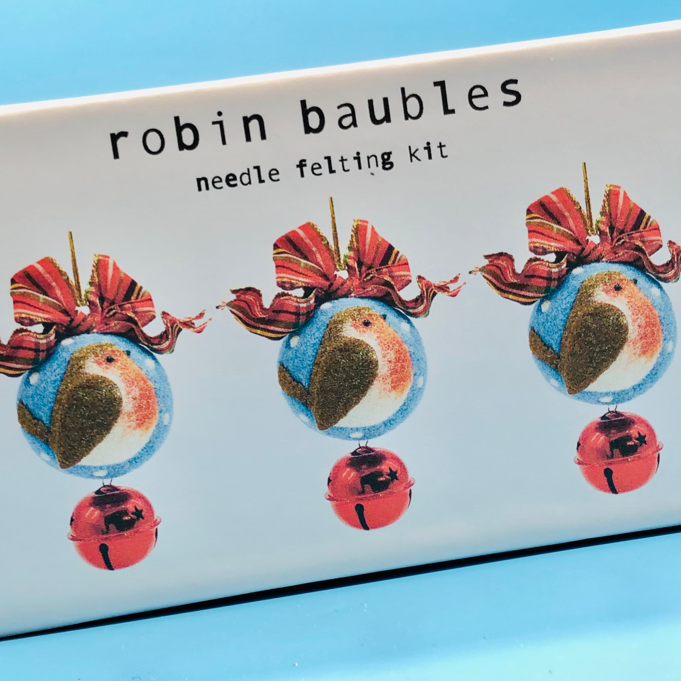 Felt and Dandy Needle Felt Robin Baubles Kit - Etsy