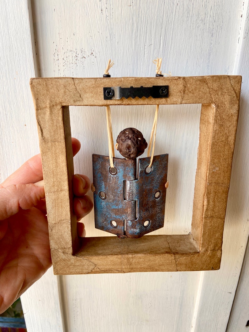 Vintage Hinge Diorama, Original Gift for Collectors, Wall Decoration ...