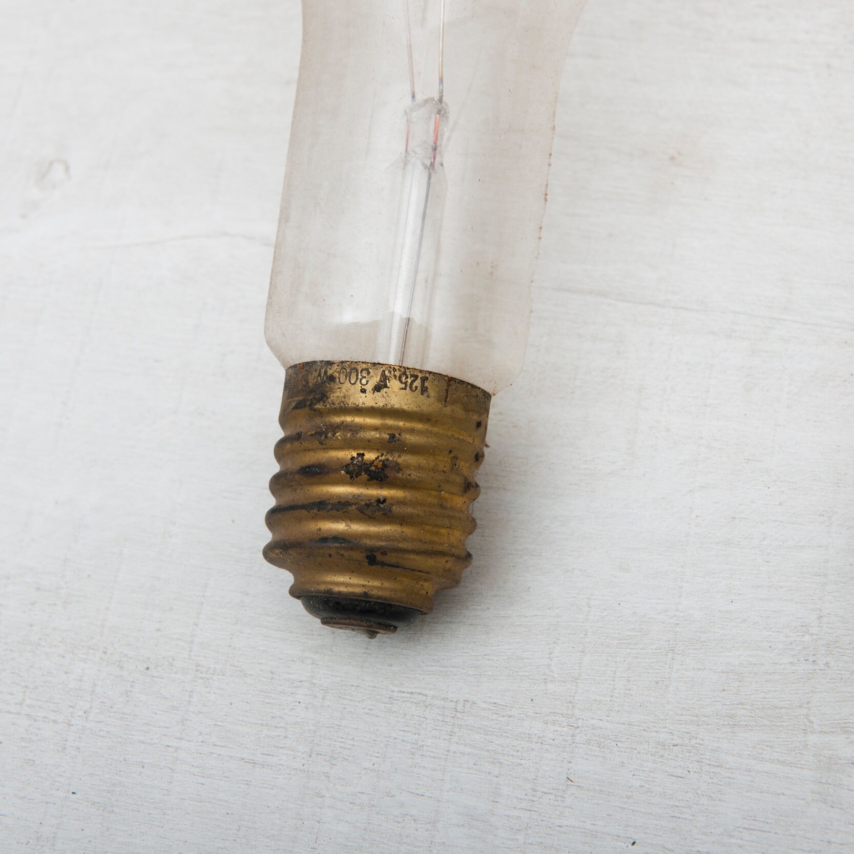 Set of 4 Big Lamp Bulbs From the 1970s 300 Watt Brass Screw - Etsy