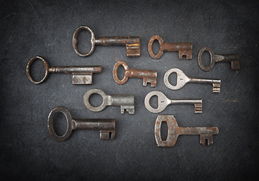 Lot of 10 Vintage Skeleton Keys, Skeleton Key Lot, Keys Found Objects ...