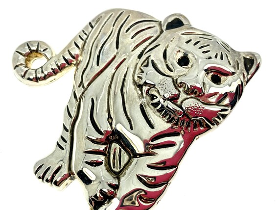 Big Vintage Creeping Tiger Brooch / Pin - Statement J… - Gem