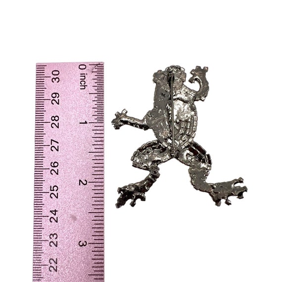 Fire Bellied Toad Brooch / Amphibian Jewelry / von Wa… - Gem
