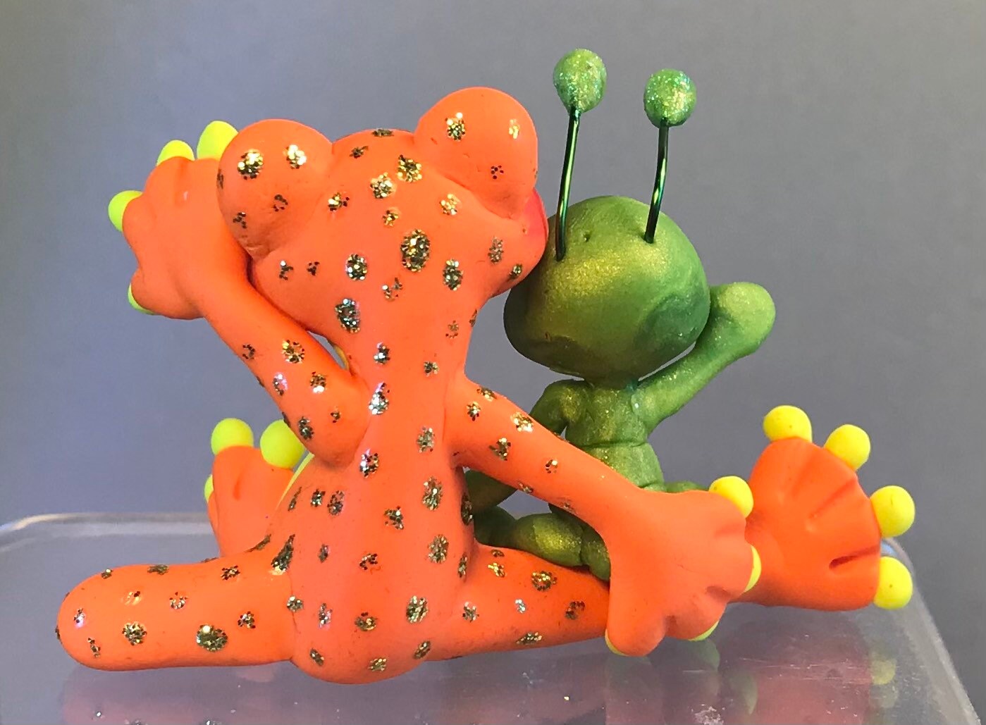 Frog & Ant Polymer Clay Amphibian Figurine sculpted Clay - Etsy