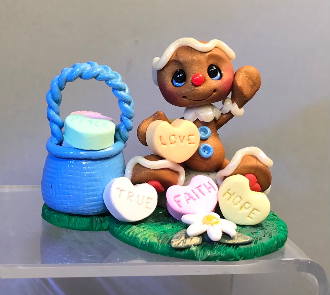 Lebkuchen Junge m / Korb von Candy Hearts-St. Valentinstag Polymer Clay ...