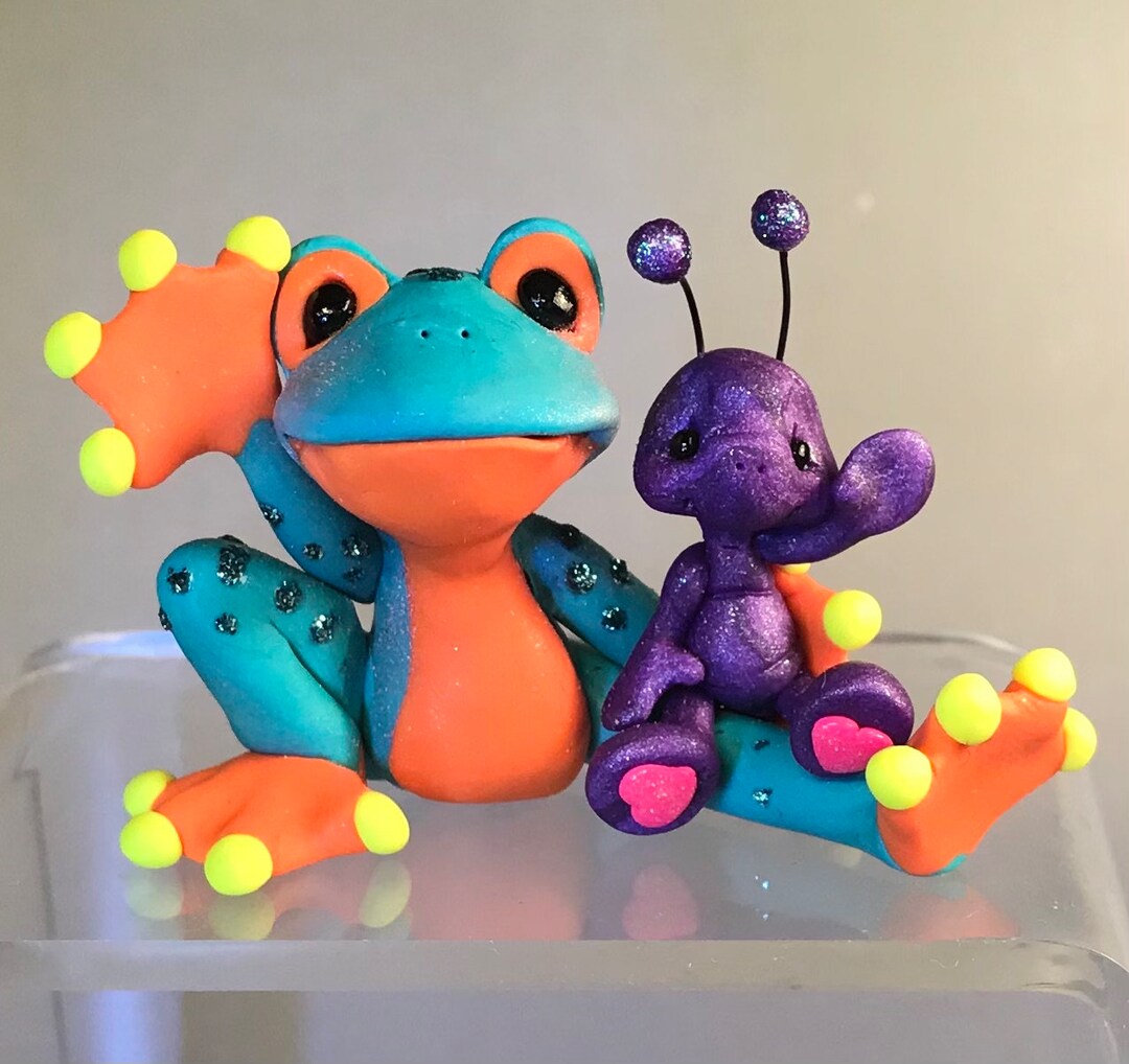 Frog & Ant - Polymer Clay Amphibian Figurine -sculpted Clay Toad Figure ...