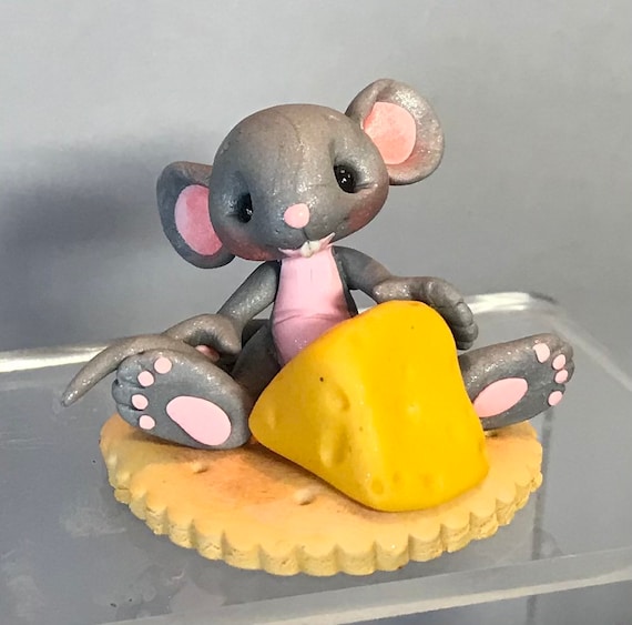 Mouse on Cracker W/ Cheese miniature Polymer Clay Mice - Etsy