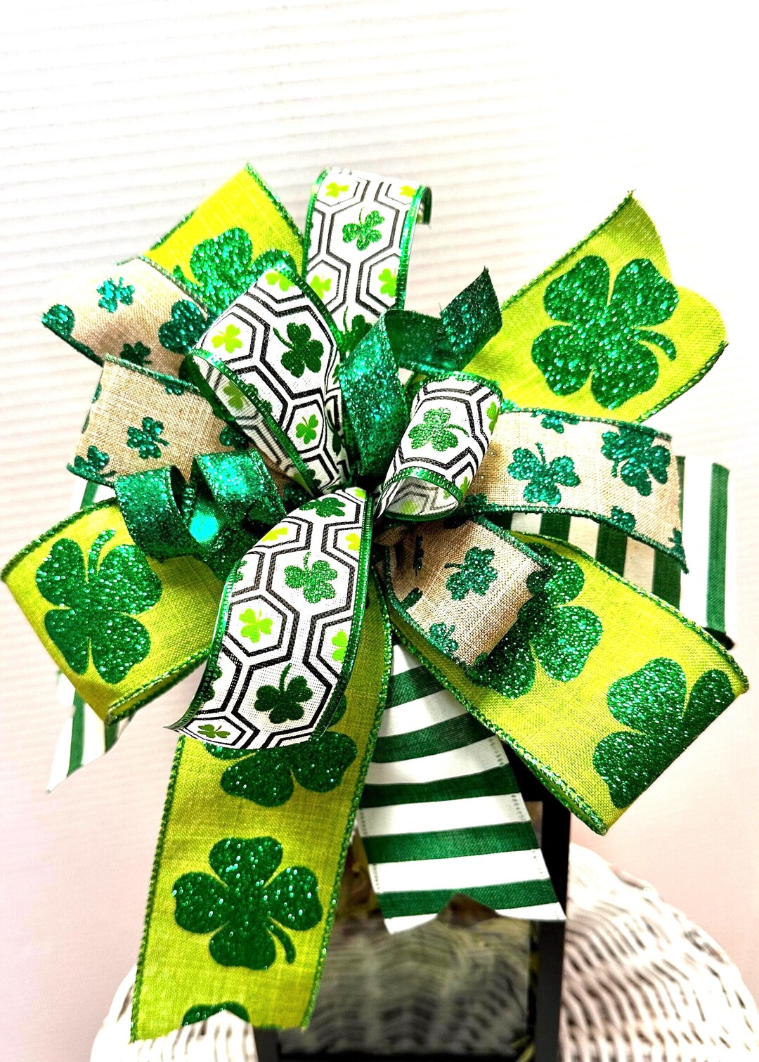 Saint Patrick's Day Bow, St Patrick Lantern Bow, Shamrock Wreath Bow ...