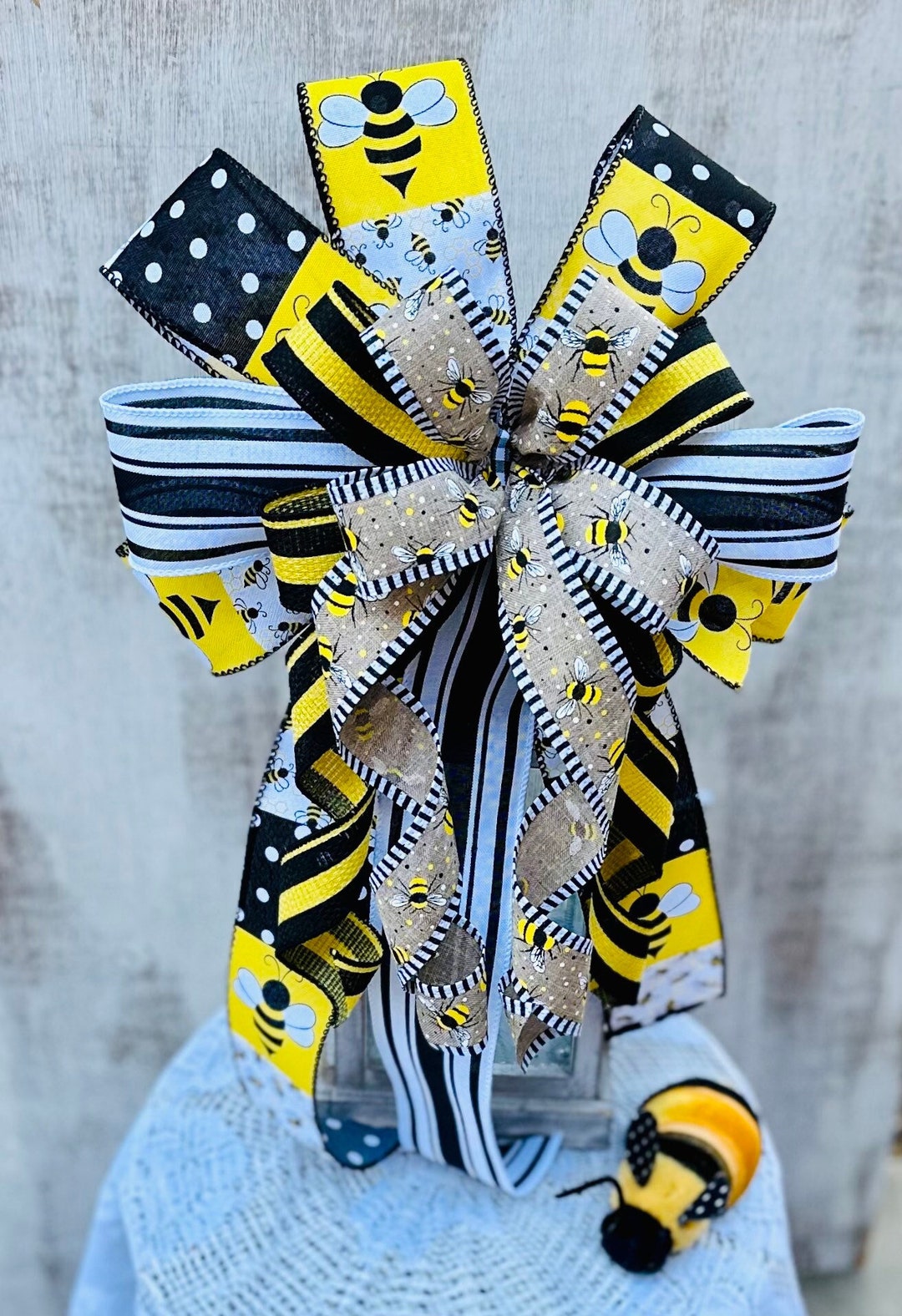 Bumblebee Door Bow Bumblebee Lantern Bow Bumble Bee Wreath Bow