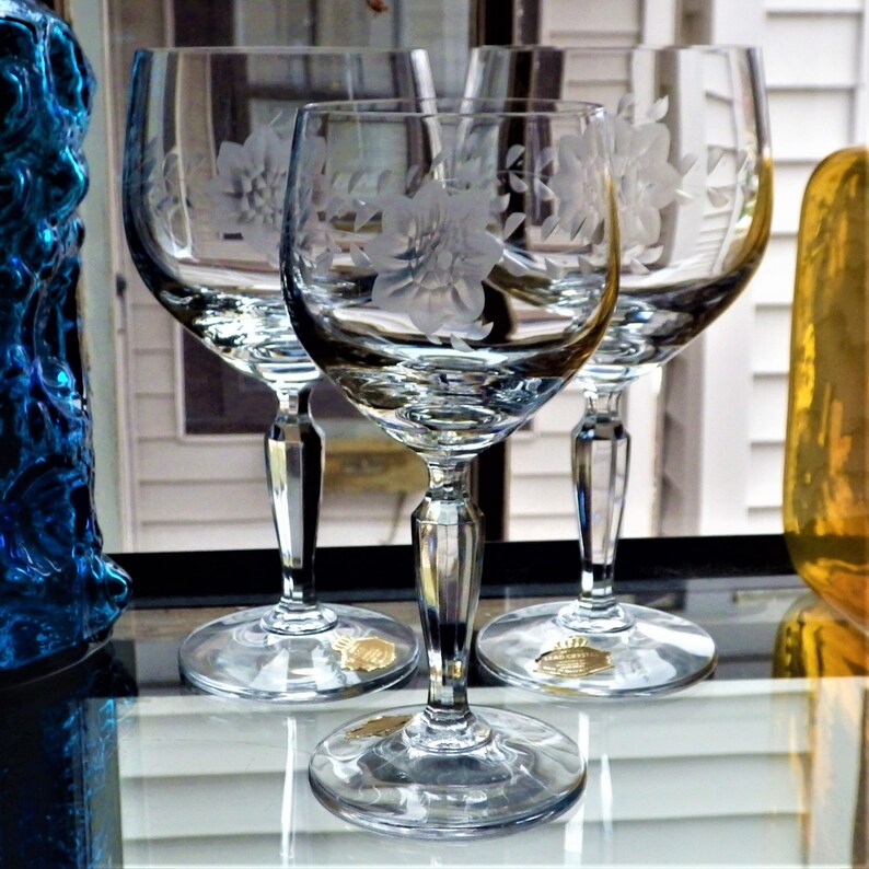 West German Crystal Hand Cut and Blown Wine Glasses and Water - Etsy