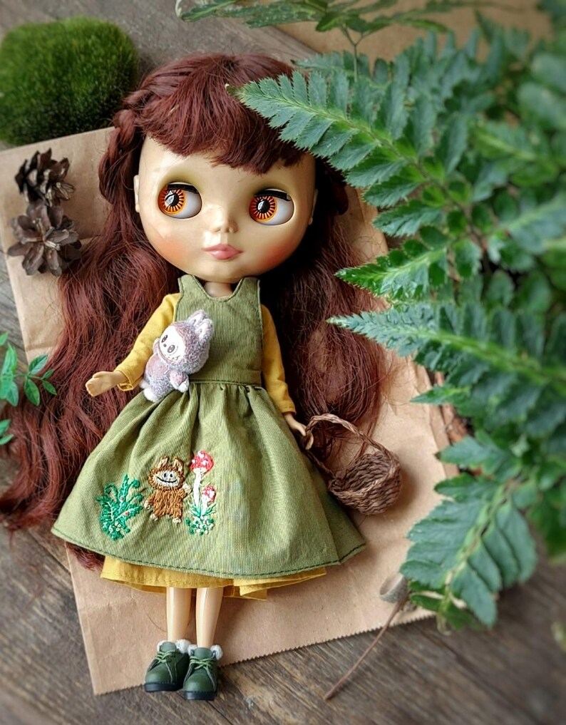 Labubu Embroidery Apron for Blythe. Cute Monster Pinafore for Qbaby ...