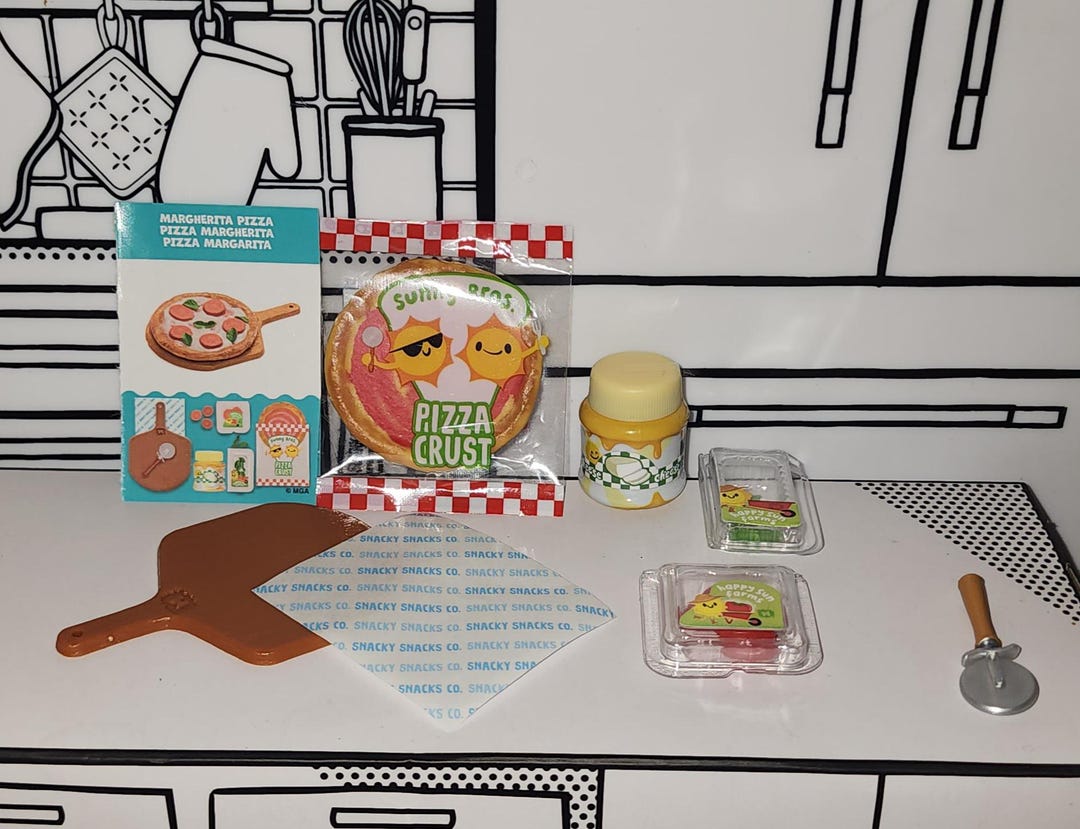 Mga's Make It Miniverse Food Margherita Pizza - Etsy