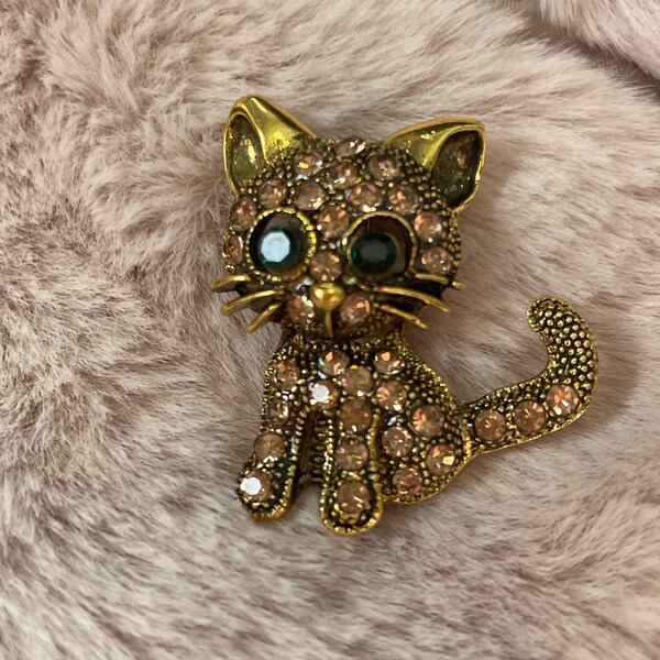 Cat Brooch - Etsy UK