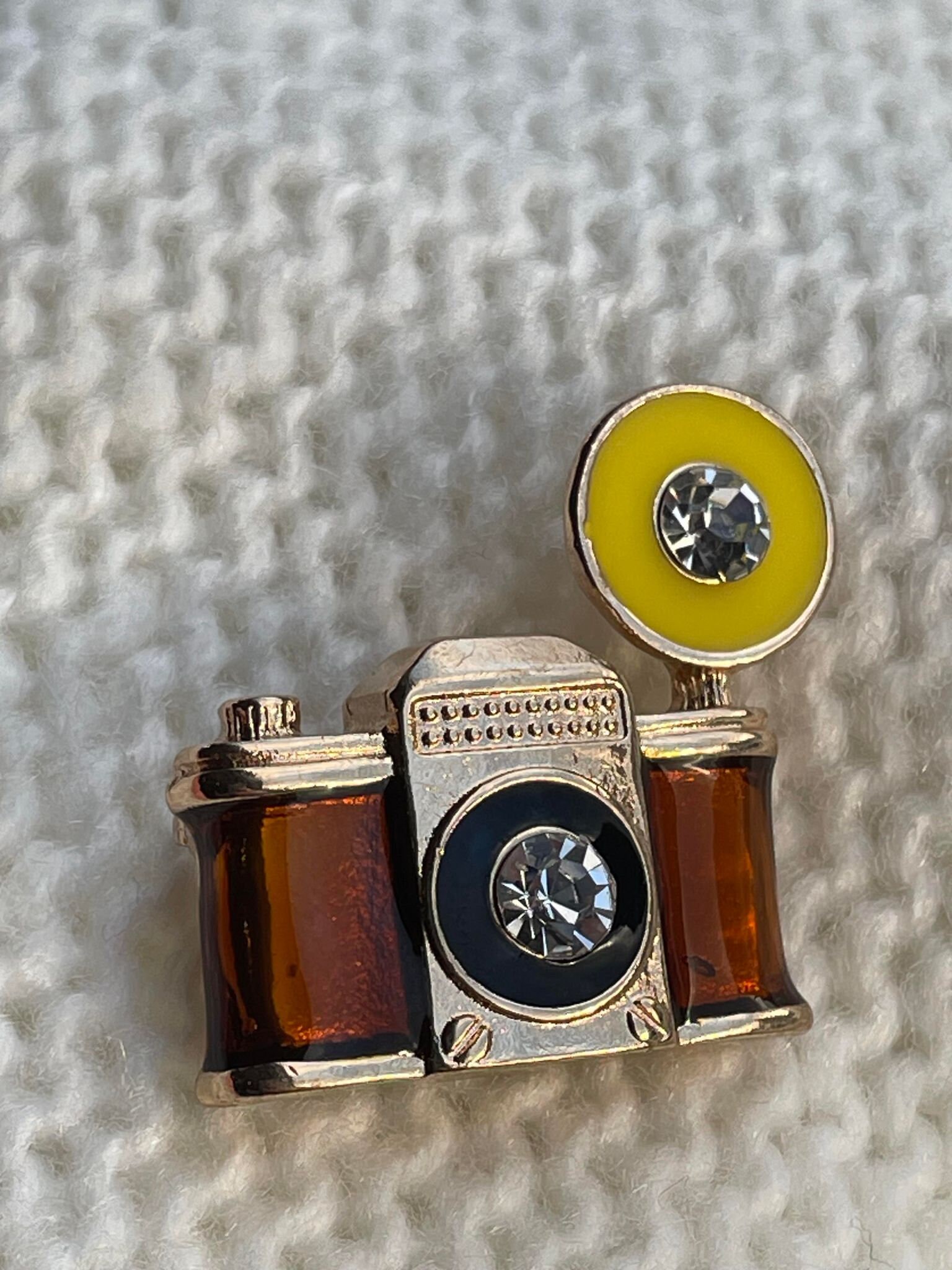 Camera Brooch Pin, Photographer Gift, Photography Lapel Pin - Etsy