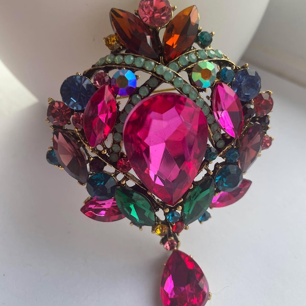 Rhinestone Brooch - Etsy Canada