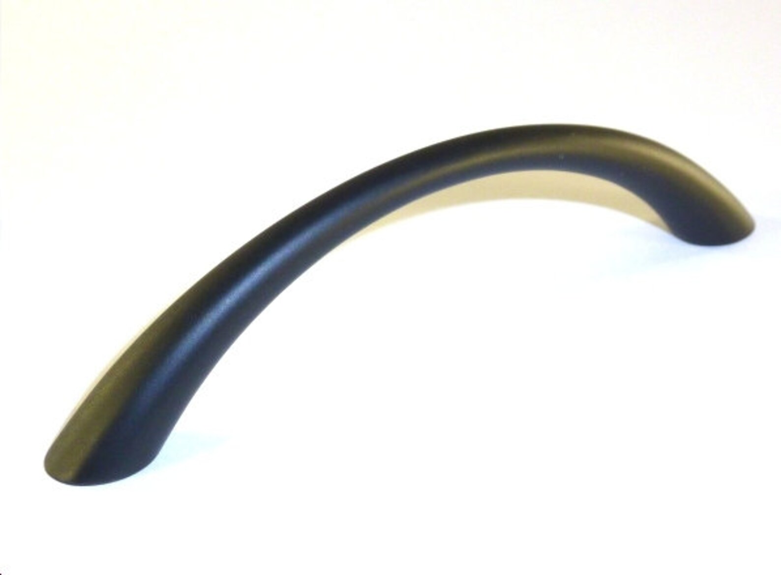 Tapered Bow Handle Matt Black 128mm Fixing Centres Kitchen / Bedroom ...