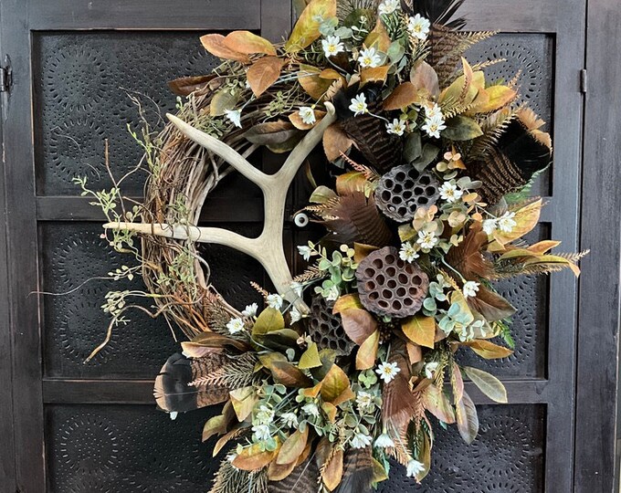 Mule Deer Wreath With Wild Turkey Feathers, Deer Antler Wreath, Cabin ...