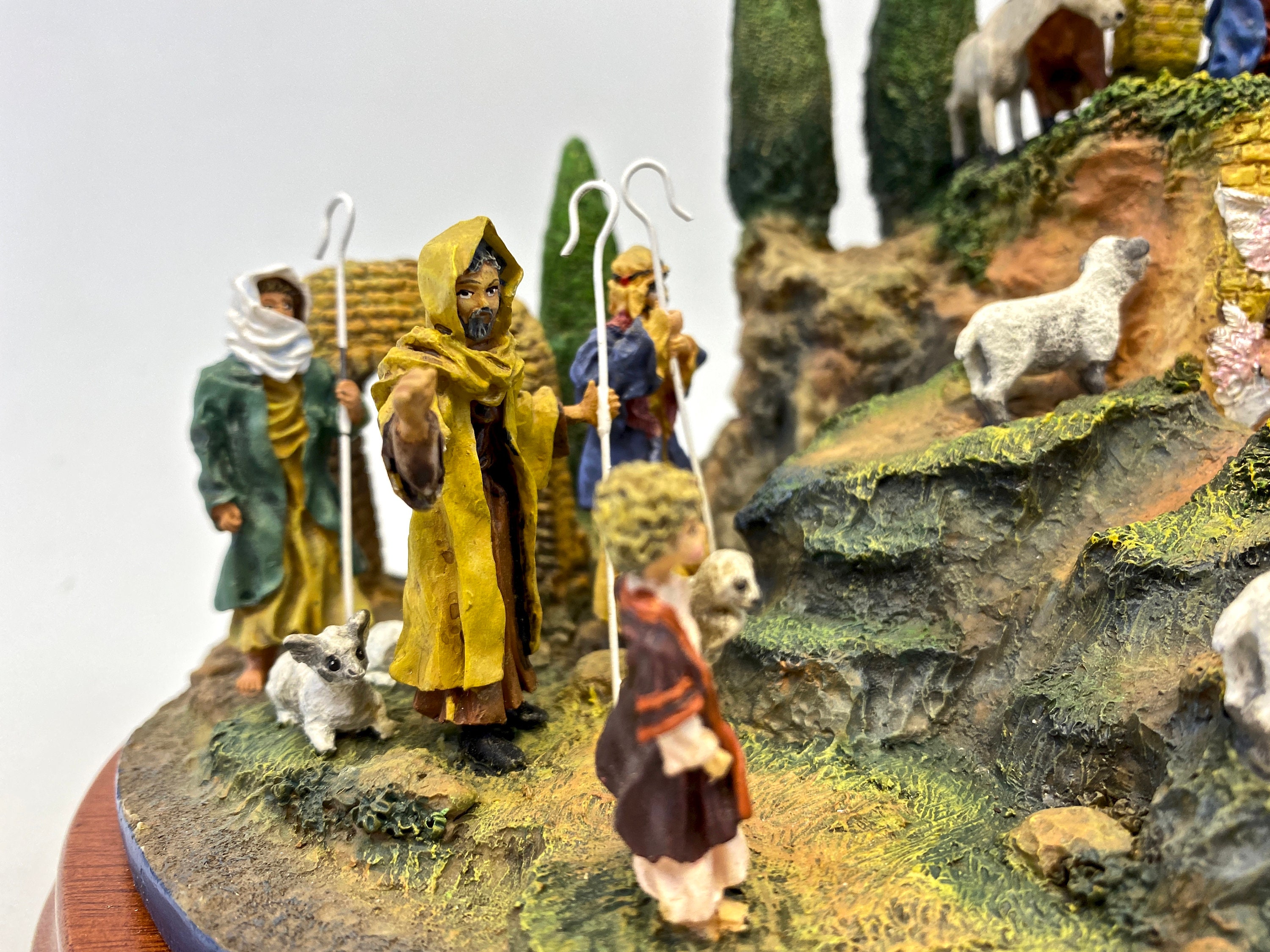 Nativity Diorama at Linda Recinos blog