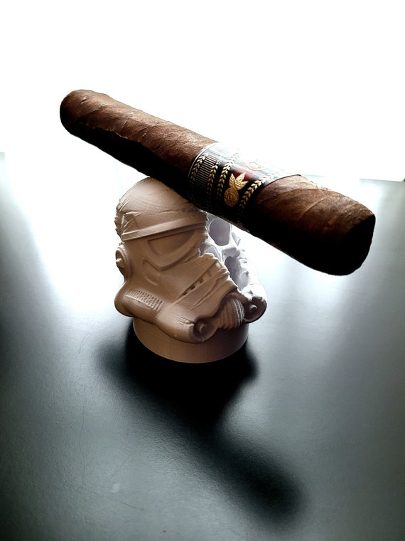 3D Printed Cigar Stand Space Soldier - Etsy