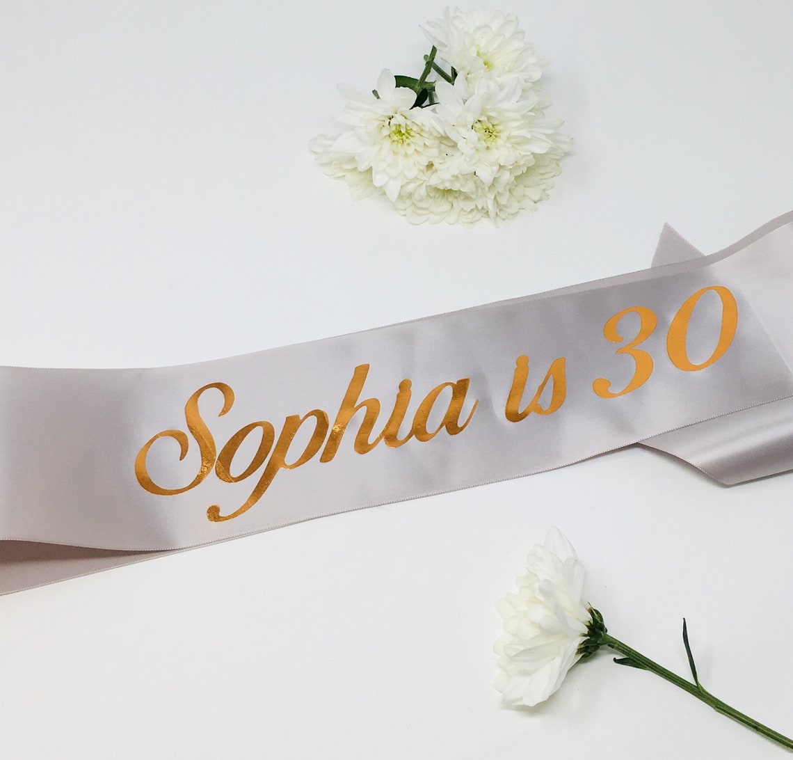 Birthday sash / Personalised name and age sash / 21st 30th | Etsy
