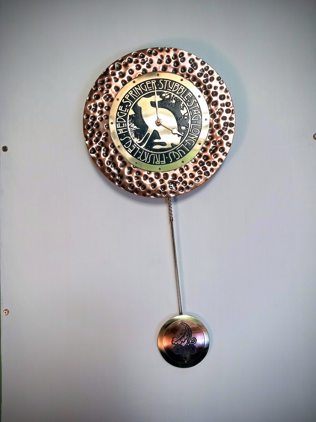 Pendulum Clock Arts and Crafts Style Hare Approximately +/- 12"/30cm ...
